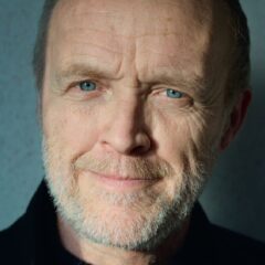 Stef Bos: ‘Vanaf je zestigste heb je eindelijk tijd om te worden wie je ...