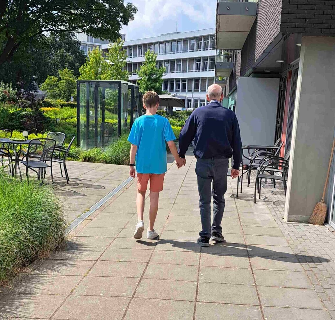 Jong en oud samen is onbetaalbaar - ONS Magazine