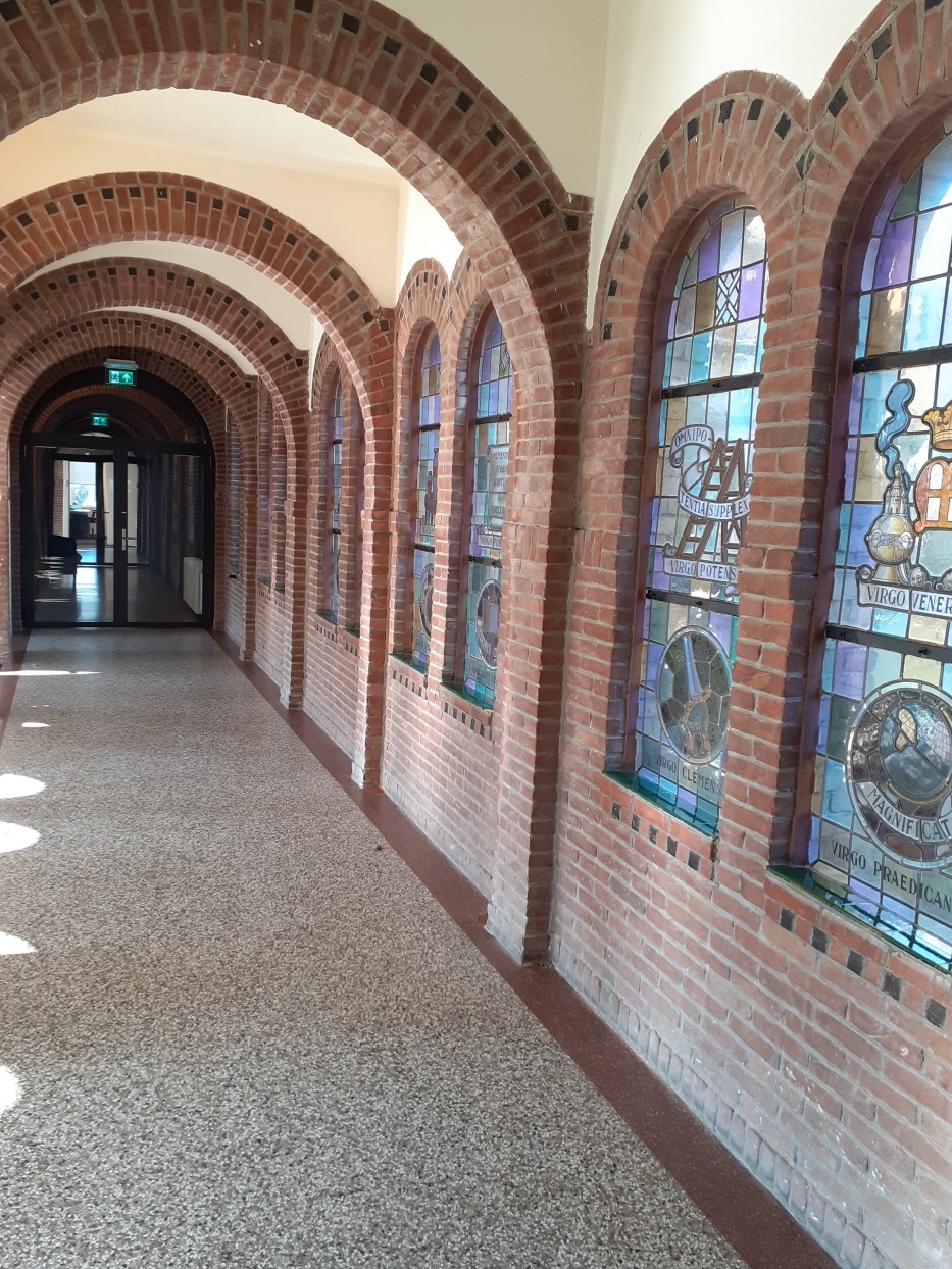 Verhalen achter glas-in-lood - ONS Magazine